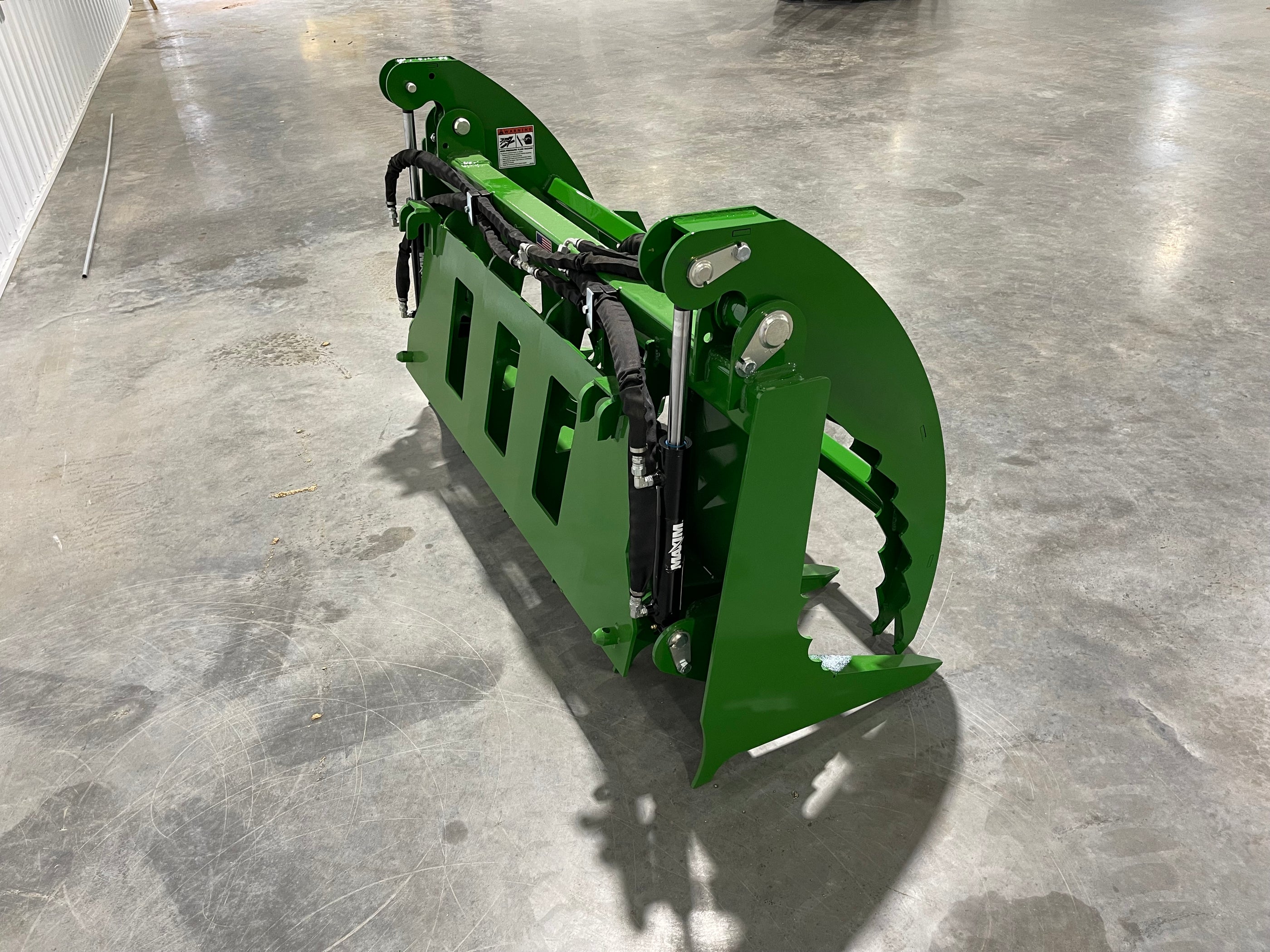 Top Dog Granite Grapple John Deere Mount — Top Dog Attachments